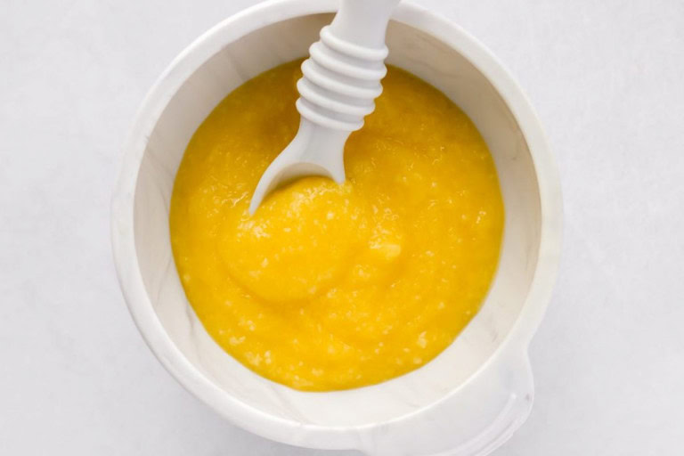 Cette purée de mangue et ananas est si simple à faire!